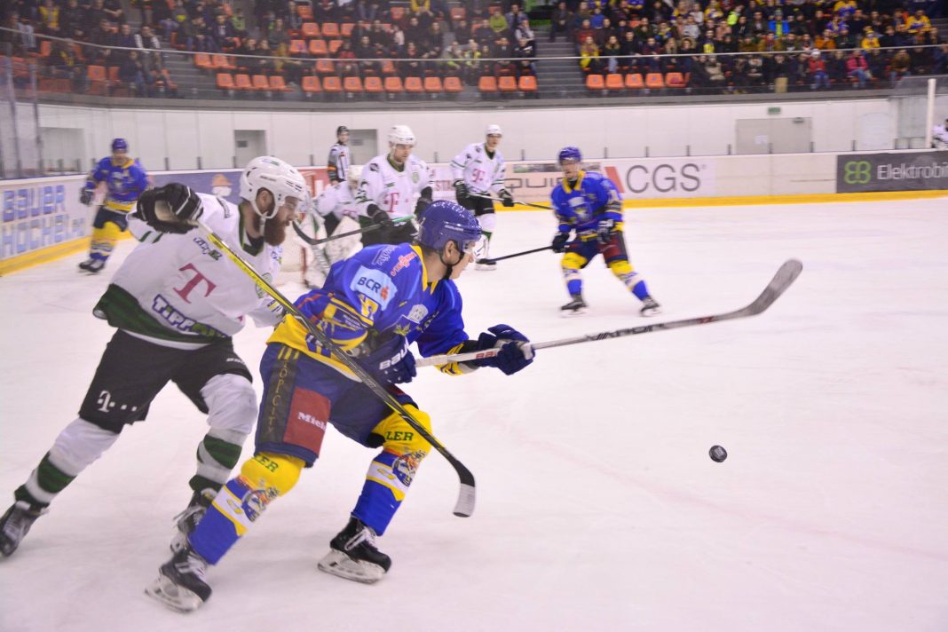 SCANDAL în liga națională de hochei! Campioana nu s-a prezentat la un meci