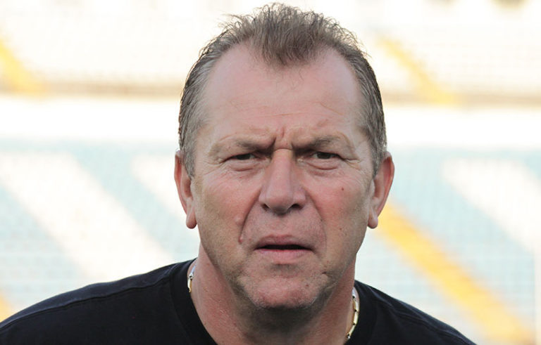 Duckadam, în prelungiri! Nu se poate programa la vaccinul anti-Covid ...