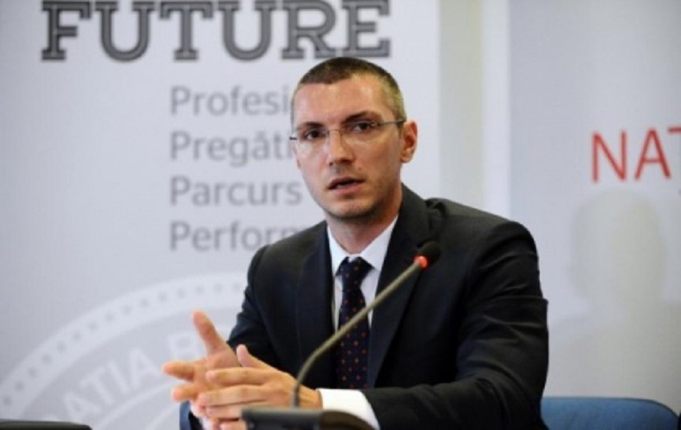 EXCLUSIV | Cum s-a prezentat secretarul general al FRF la un proces ...