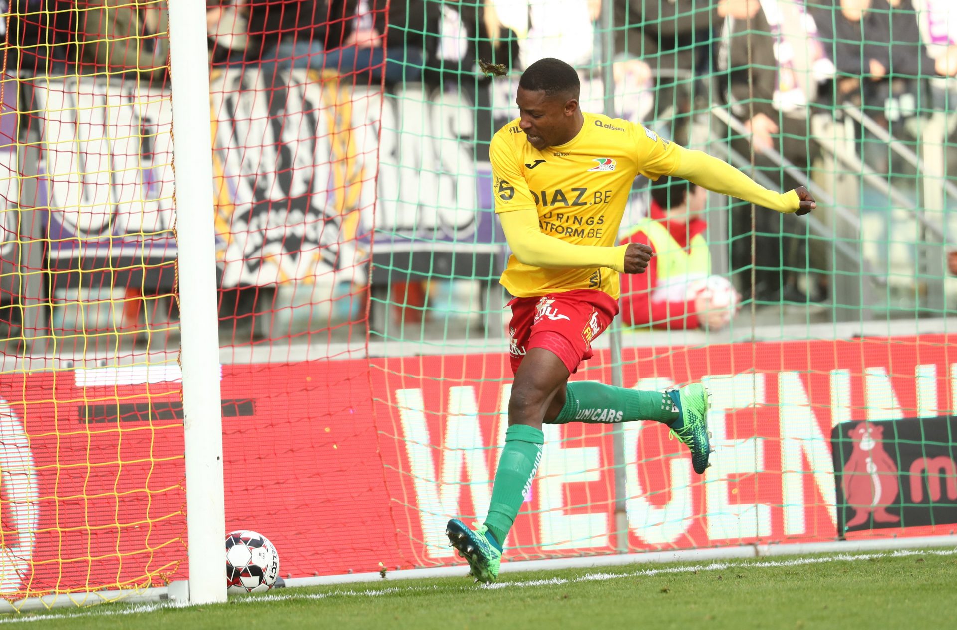 Dinamo îşi pregăteşte noua vedetă! Joseph Akpala va debuta în Cupă ...