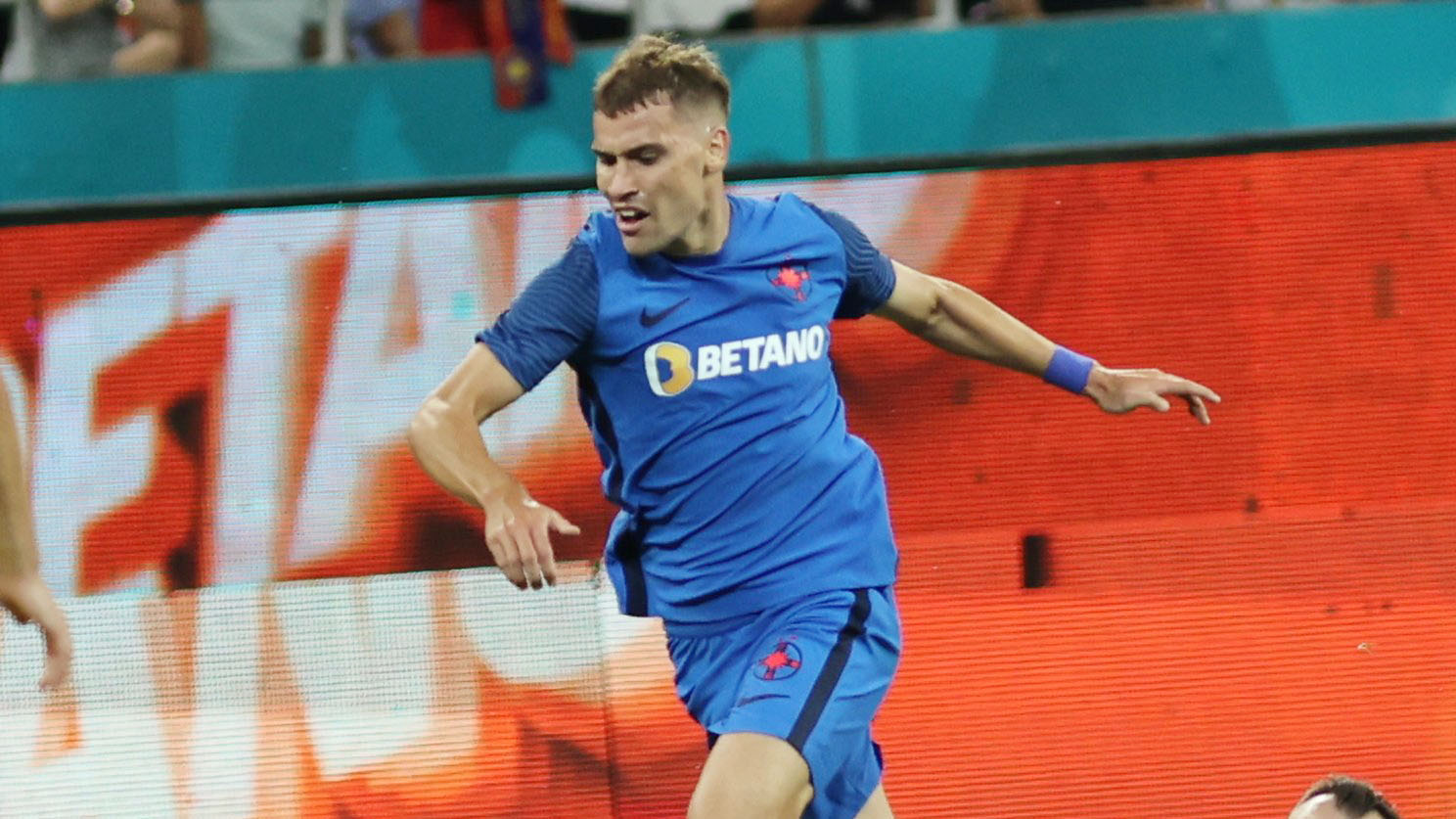 Pleacă Darius Olaru de la FCSB în această iarnă!? Giovanni Becali a ...