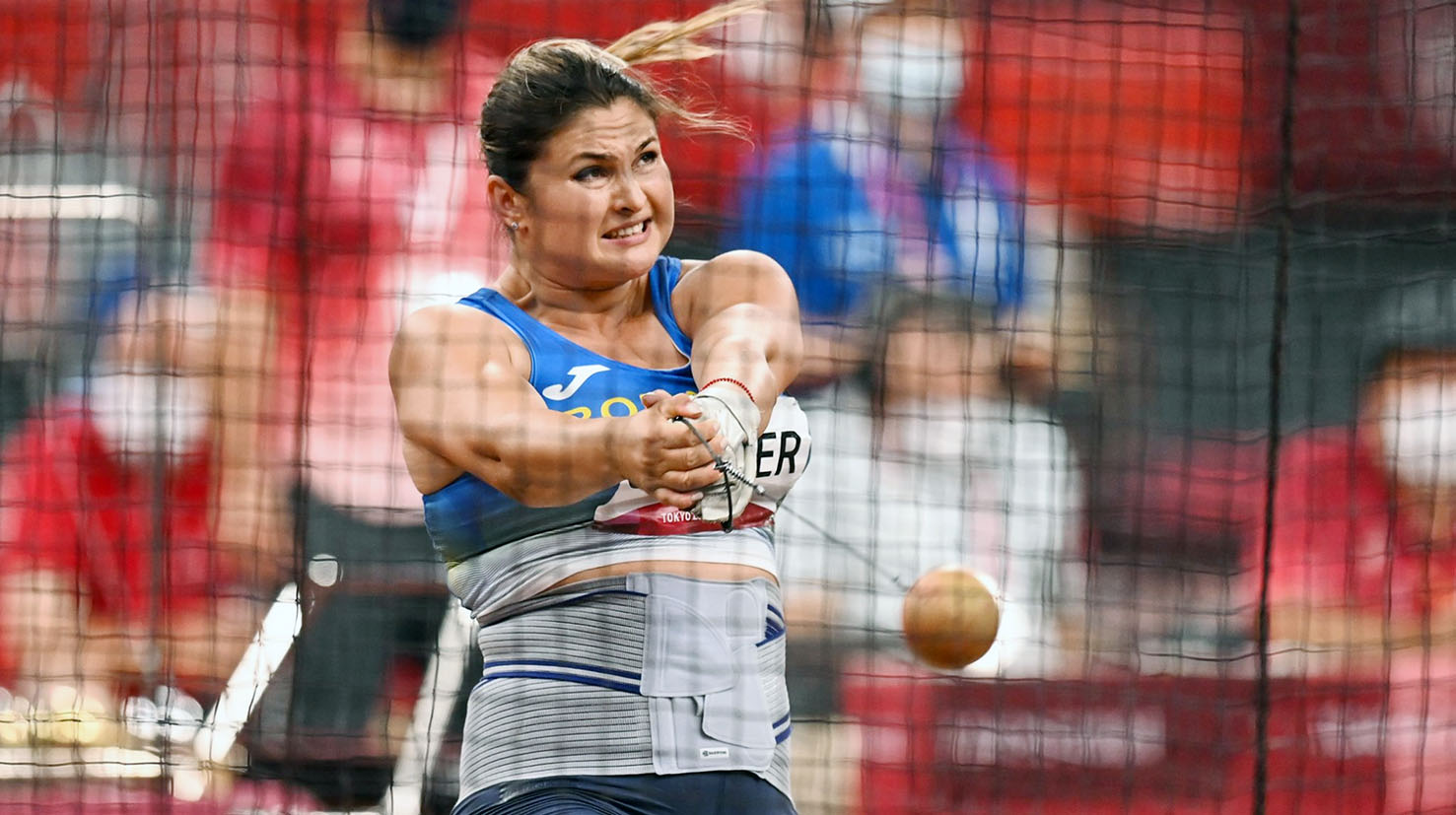 Bianca Ghelber a prefațat finala olimpică de la aruncarea ciocanului ...