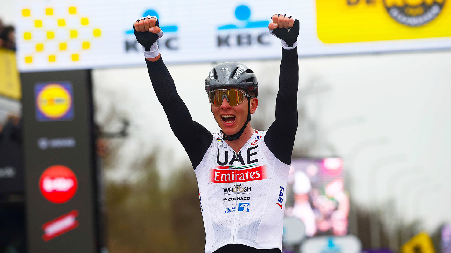 Tadej Pogacar a intrat în istorie după victoria din Turul Flandrei: „E ...