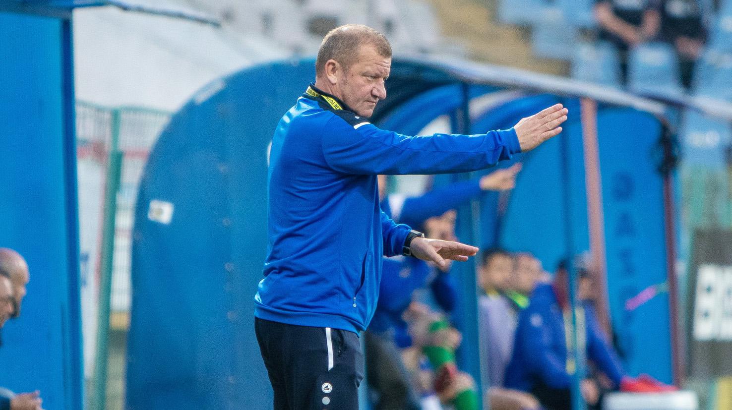 Dorinel Munteanu atacă anumiți antrenori din Superligă: ”Nu îi consider tehnicieni dacă nu au ...