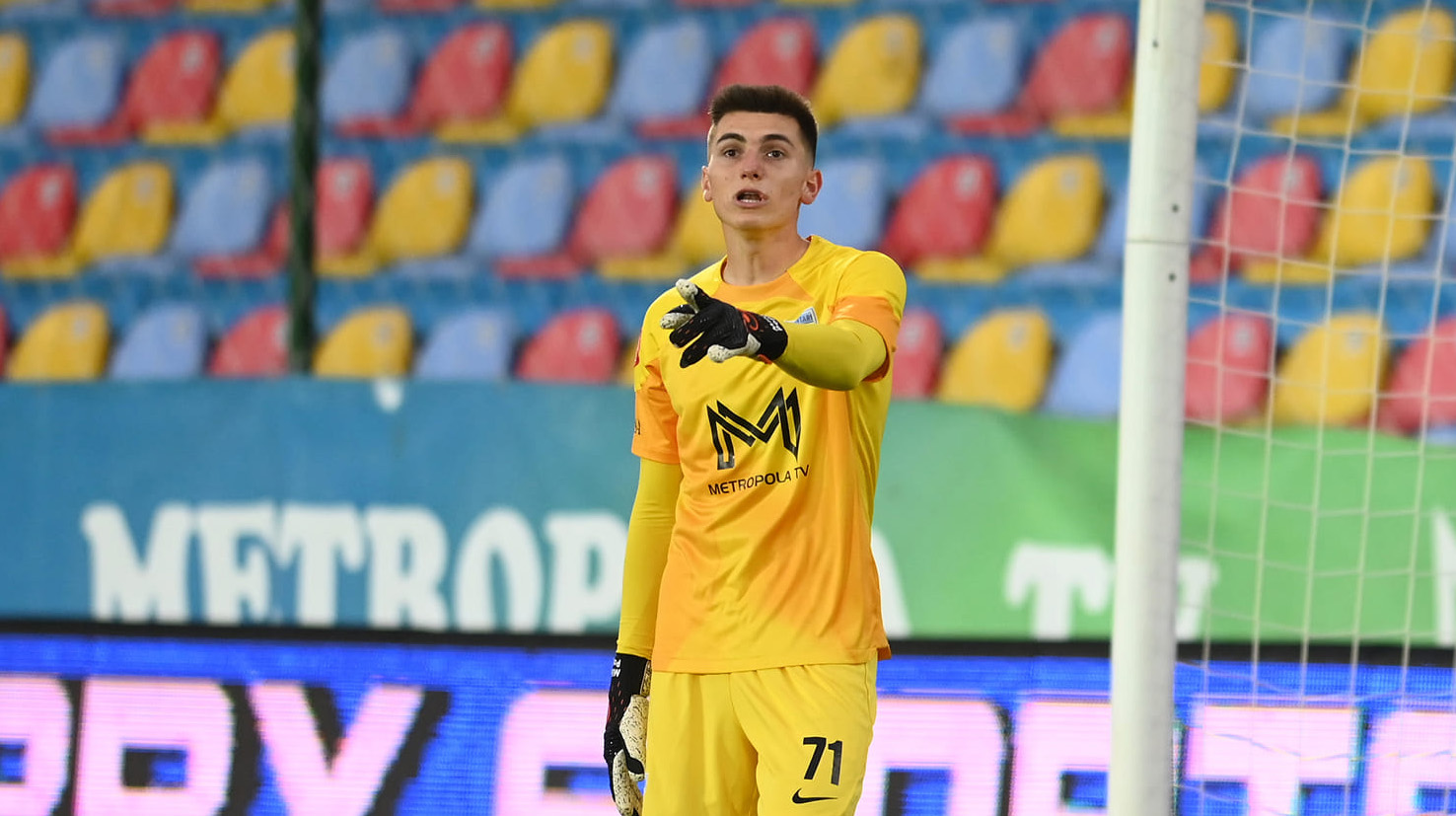 Prima reacție a lui Mihai Popa după ce portarul a fost prezentat la CFR ...