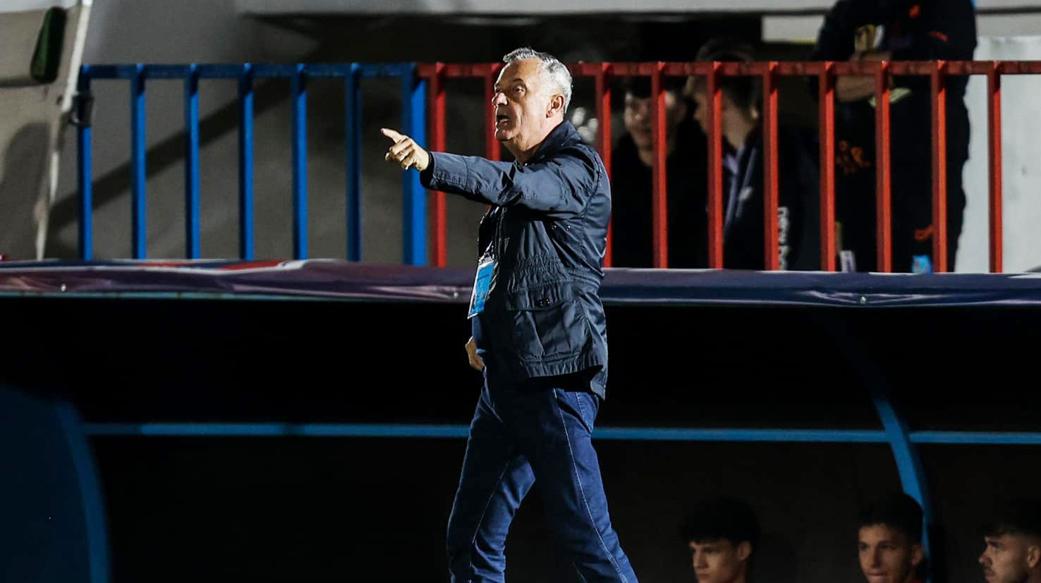 Mircea Rednic lansează un atac la adresa conducerii lui Dinamo: ”Stă de ...