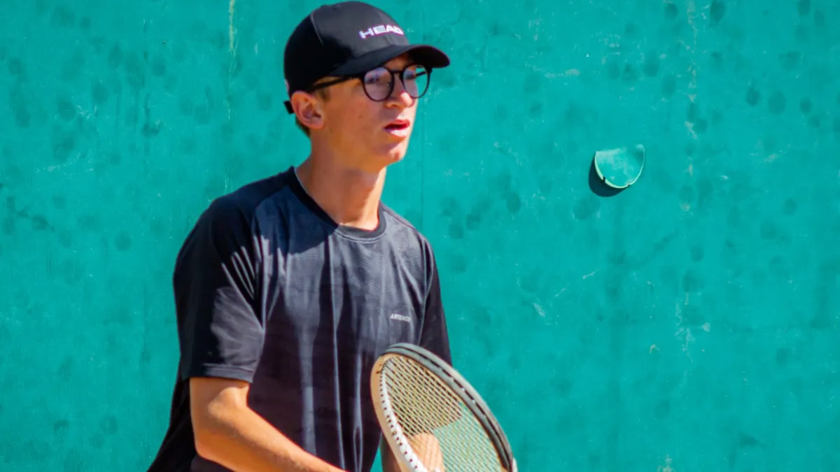 Juniorul Radu Țurcanu s-a calificat pe tabloul principal la Australian ...