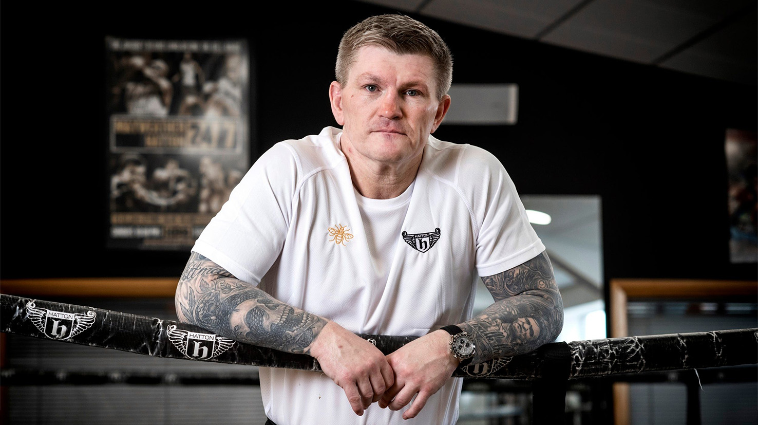 Tragedie în box! Fostul campion mondial Ricky Hatton a murit la 46 de ...