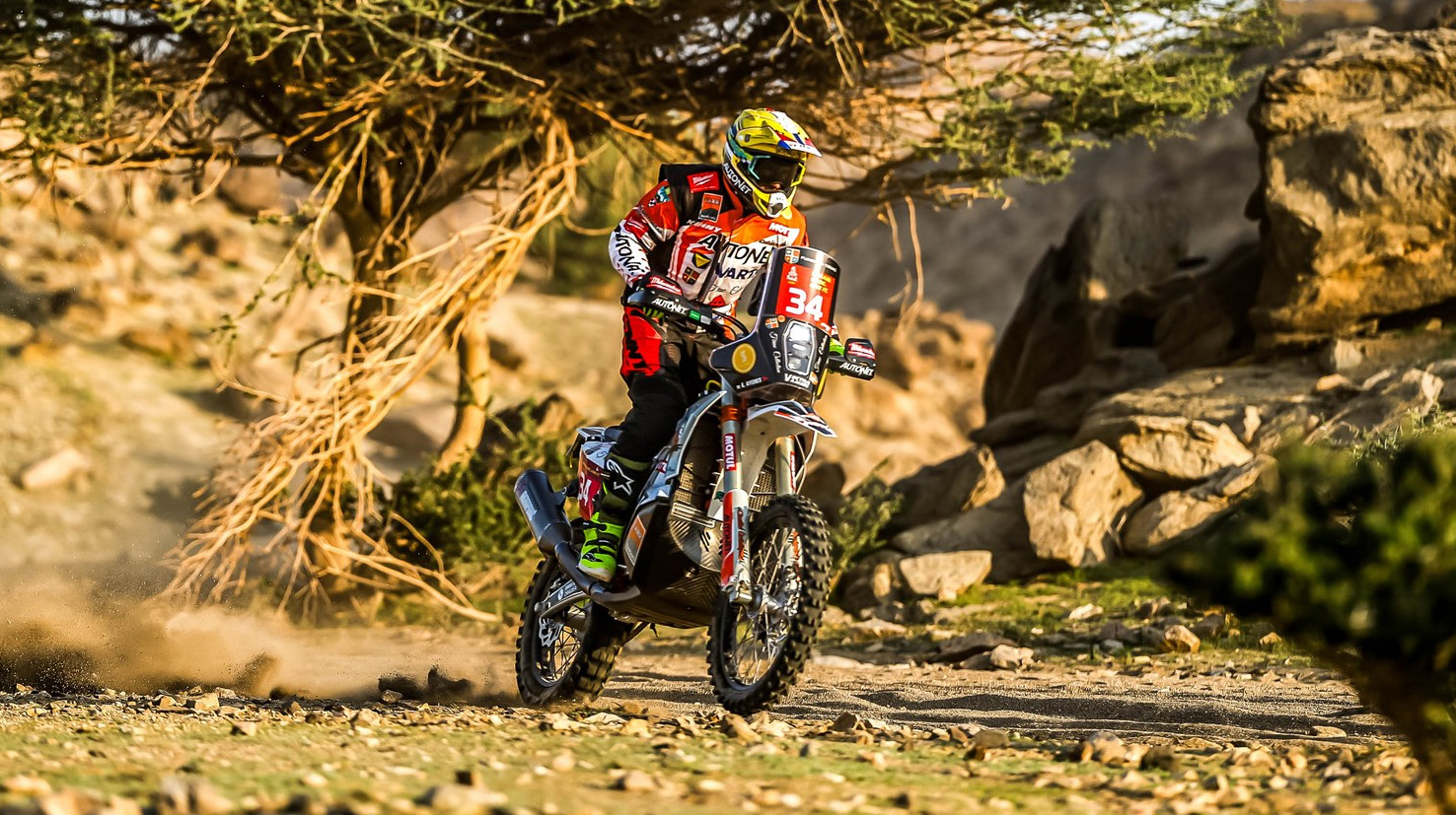 Rezistul de la Apărare s-a filmat în timp ce dădea la zăpadă ...